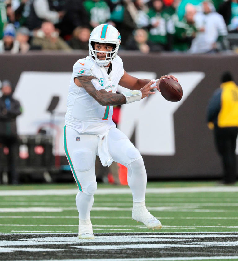 Why Dolphins signed Zach Wilson after QB’s rocky Jets tenure