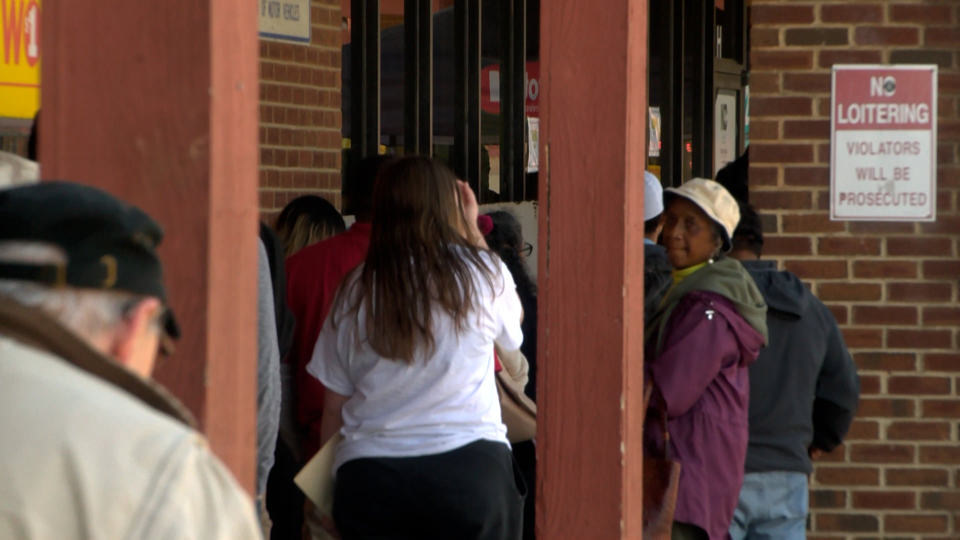 DMV wait times in Charlotte: A look at real people’s experiences