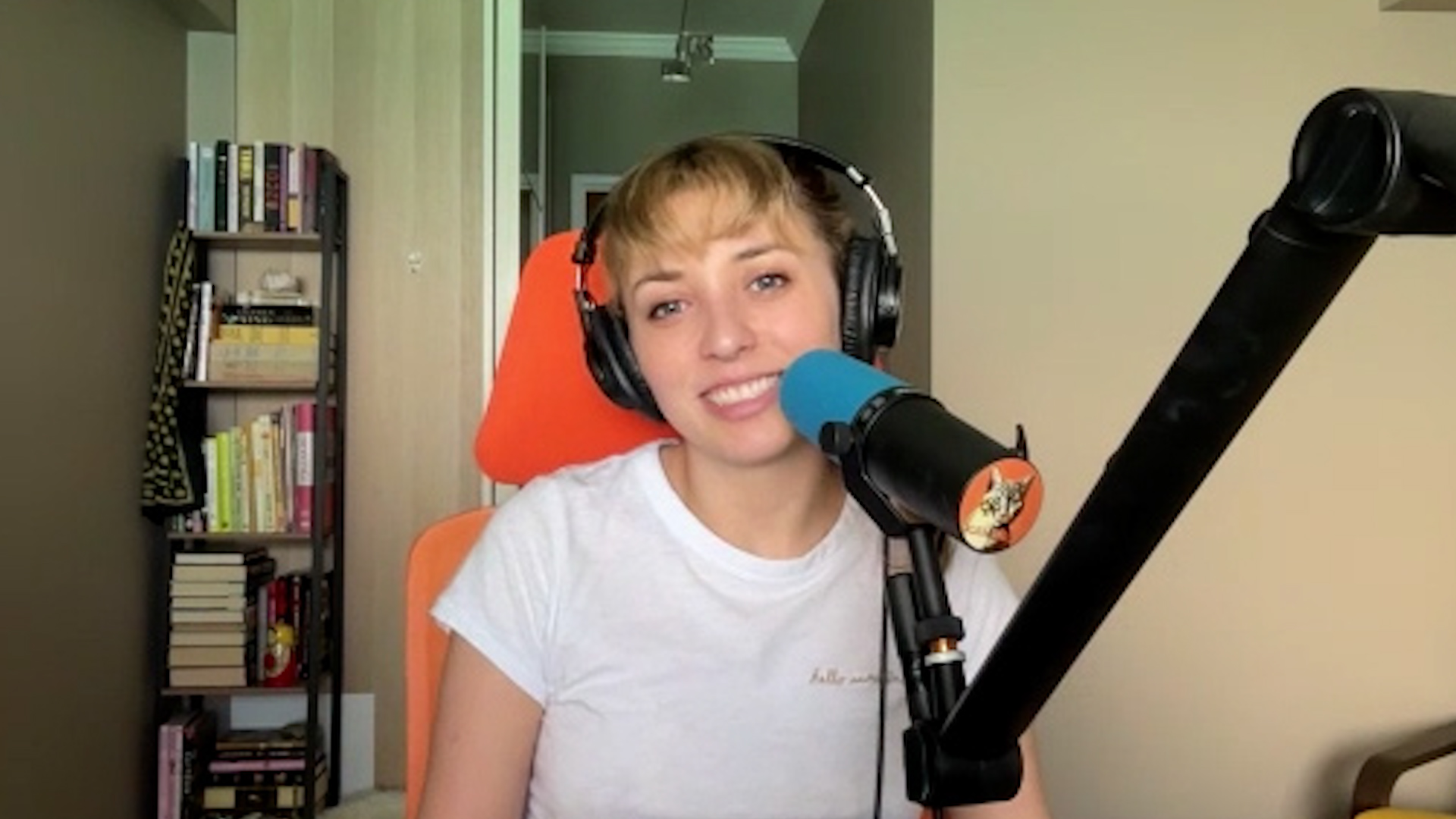 Kat Abughazaleh Believes ‘Democrats Aren’t Bold’—She’s Running To ...