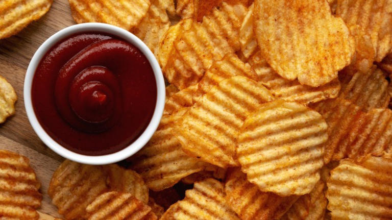 Crispy And Crunchy Are The Same Thing, Right? Actually, There's A Big ...