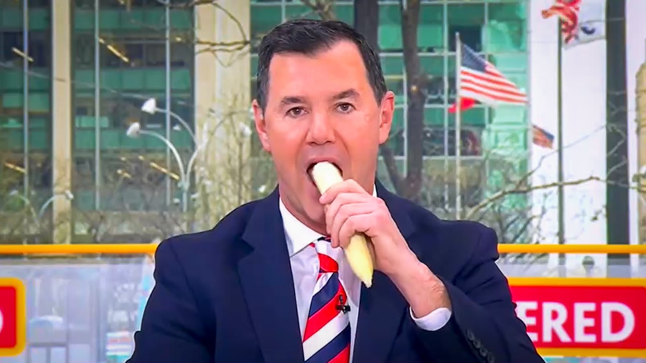 'A little germs is good': Fox News host tests '5-second rule' by eating ...