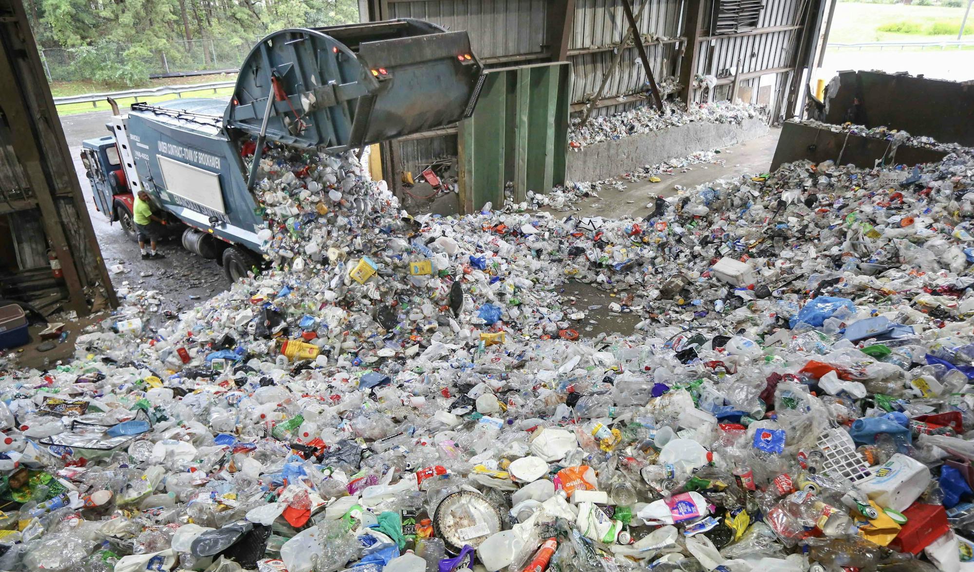 How single-stream recycling works − your choices can make it better