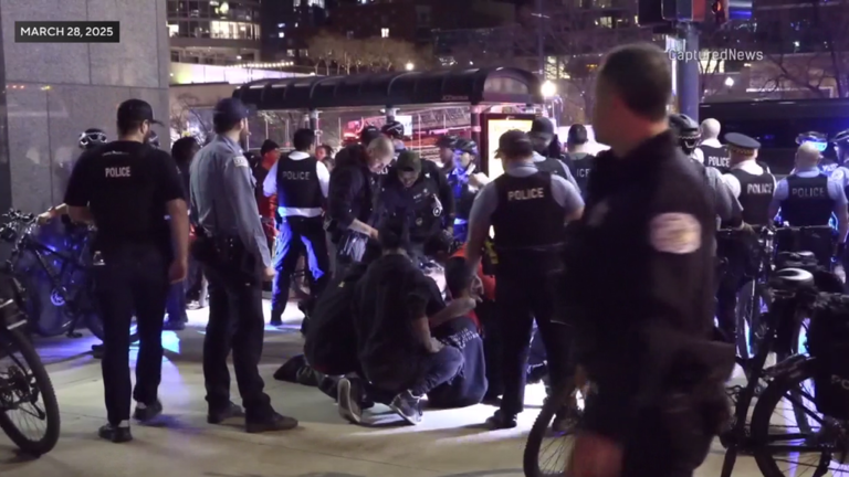 Chicago curfew vote by city council postponed as Ald. Brian Hopkins ...