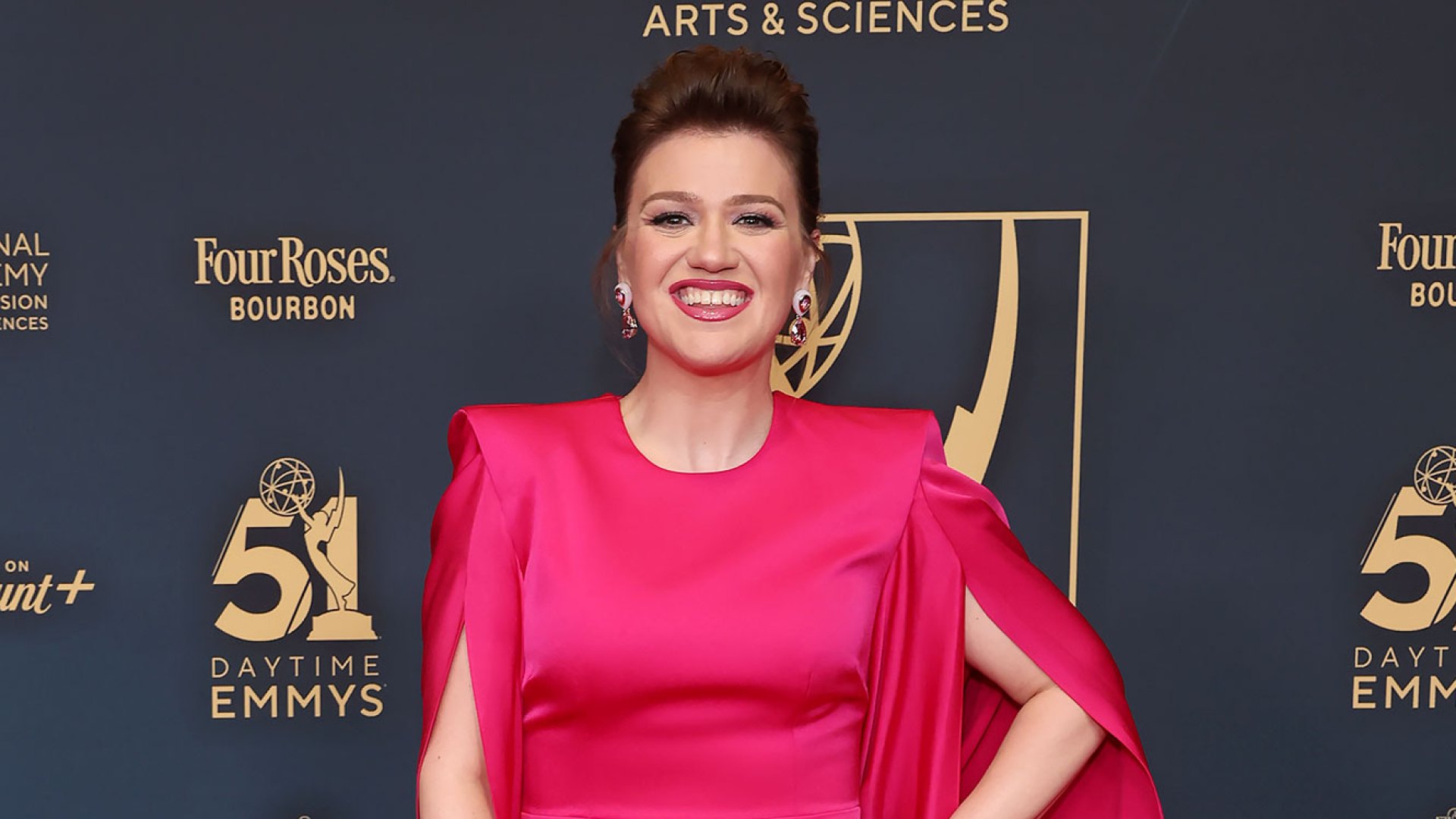 Kelly Clarkson Recalls Onstage Wardrobe Malfunction: ‘I Was Commando'