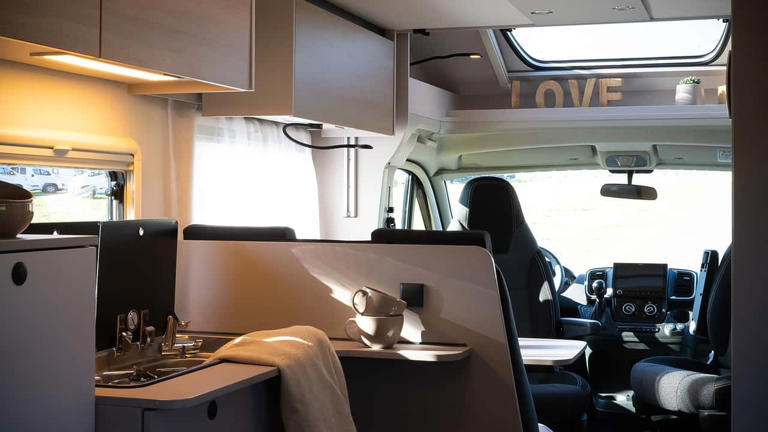 LMC Tracer: una autocaravana de acceso para viajar