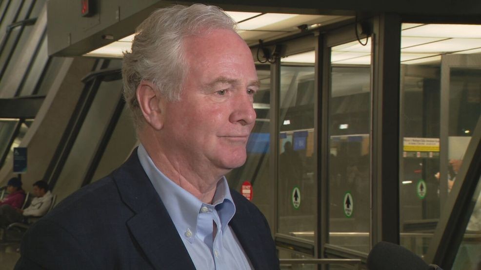 Sen. Van Hollen arrives in El Salvador, claims Maryland father was ...
