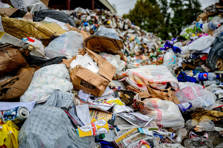 How single-stream recycling works − your choices can make it better