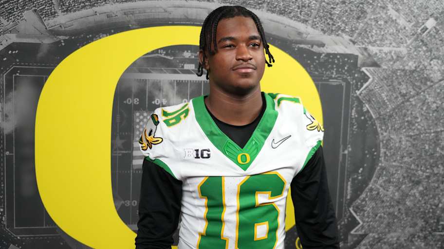 Oregon Ducks’ Rodrick Pleasant Enters Transfer Portal, First Spring ...