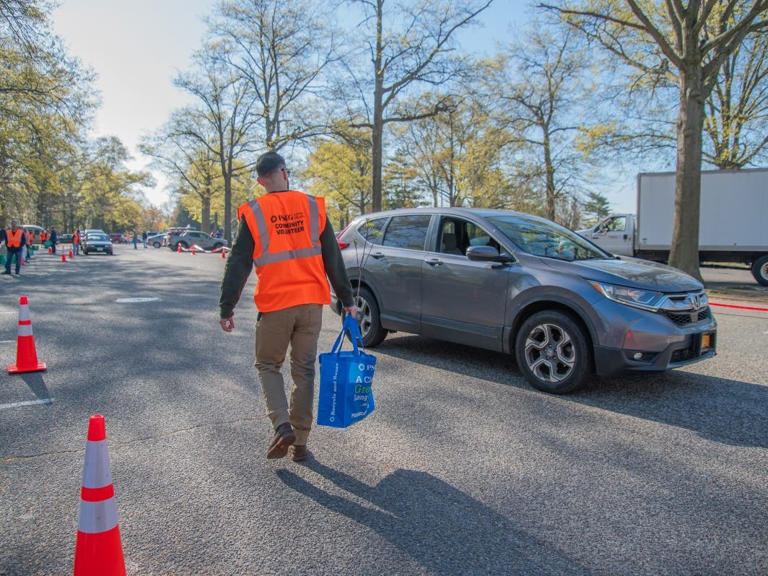 PSEG LI Offers Arbor Day Tree Giveaway To 230 Customers