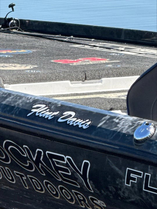 One dead in multi-boat crash during Major League Fishing tournament in Alabama