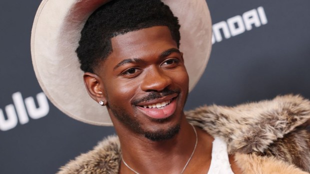 Lil Nas X Arrested, Hospitalized After LAPD Responds to Singer Roaming ...