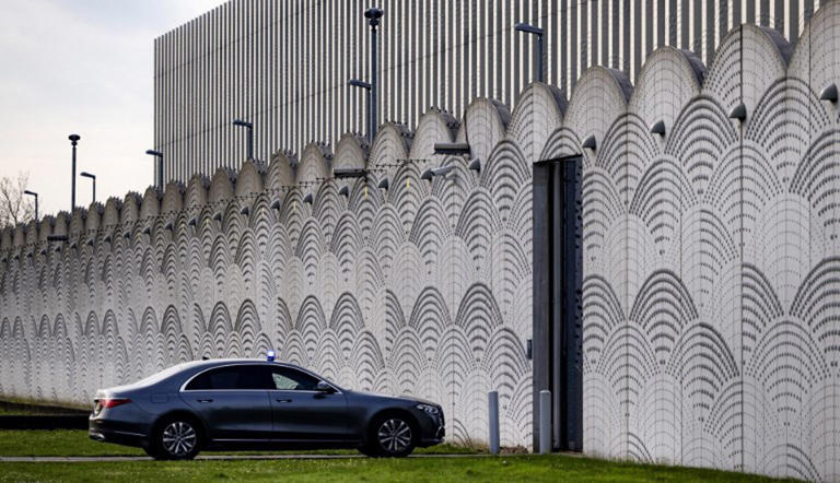 Overgebleven advocaten van Nederlandse drugsbaron Ridouan Taghi leggen verdediging neer