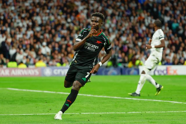 아스널, R.마드리드 완전히 제압...16년 만에 UCL 4강 진출