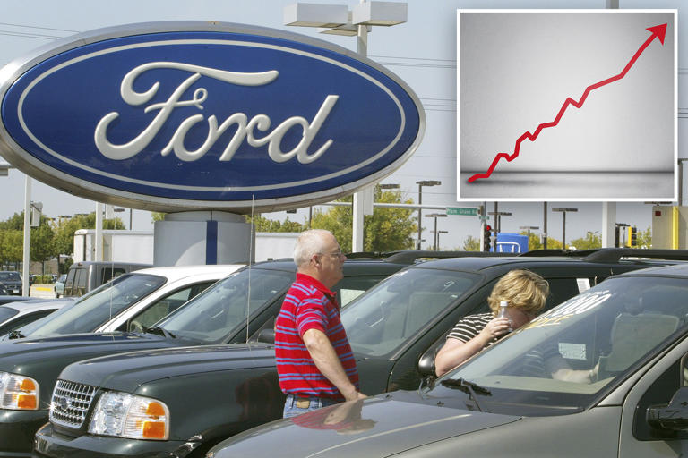 Ford may hike prices if Trump’s auto tariffs persist, memo says
