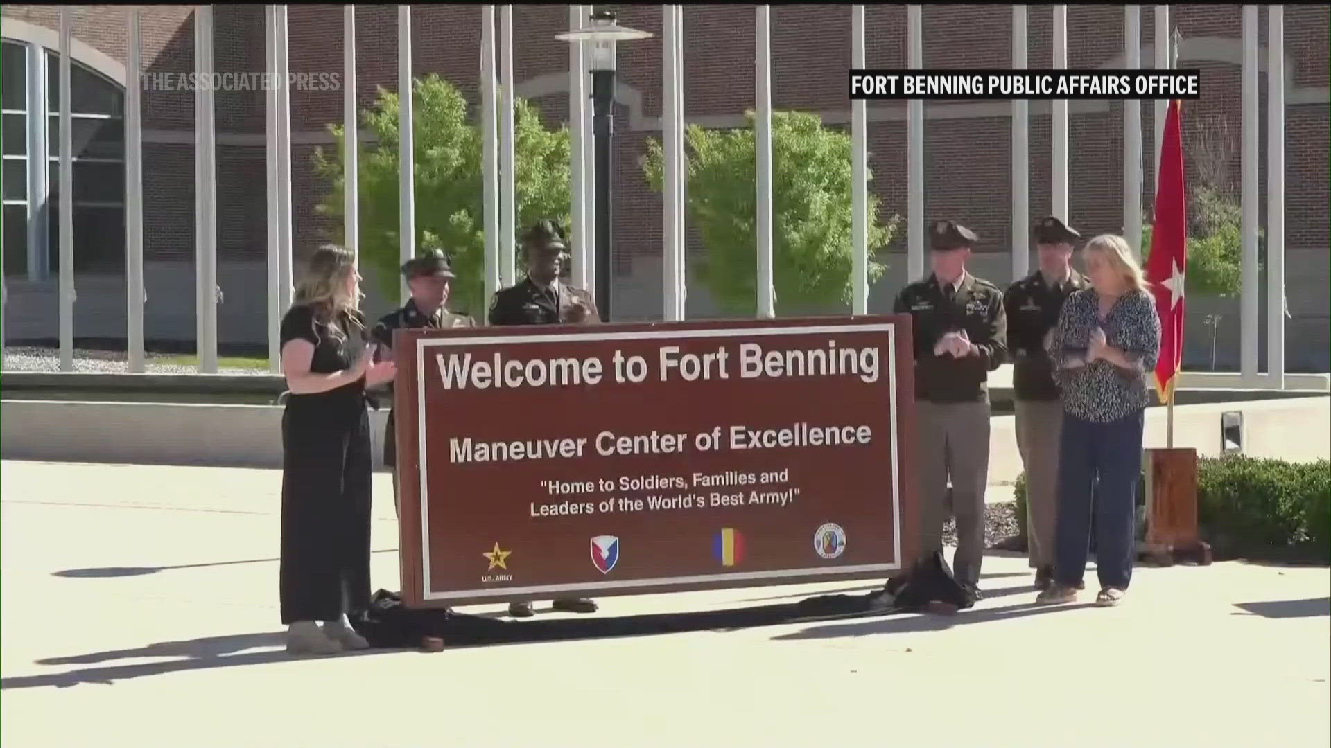 Fort Benning unveils new sign