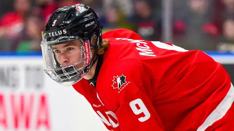 Top 2026 NHL Draft prospect considering ditching CHL for NCAA