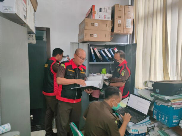 Kejari Geledah 7 Tempat terkait Dugaan Korupsi di Tubuh KONI Barsel