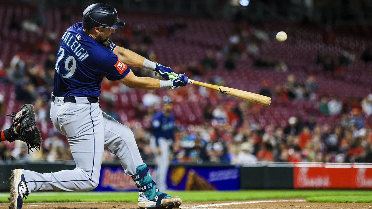 Cal Raleigh to have massive torpedo bat regrets amid scorching start