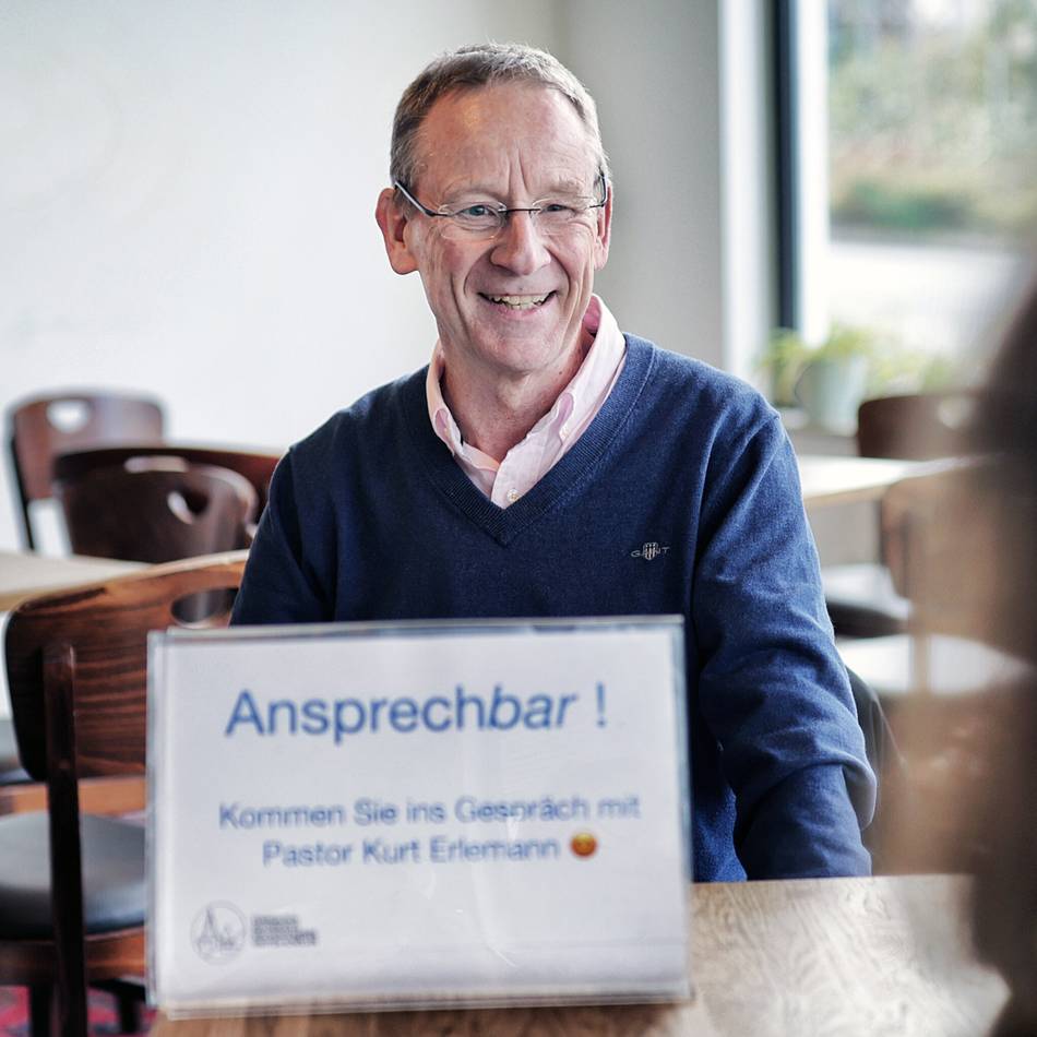 Pfarrer Erlemann: „Ansprechbar“ im Supermarkt