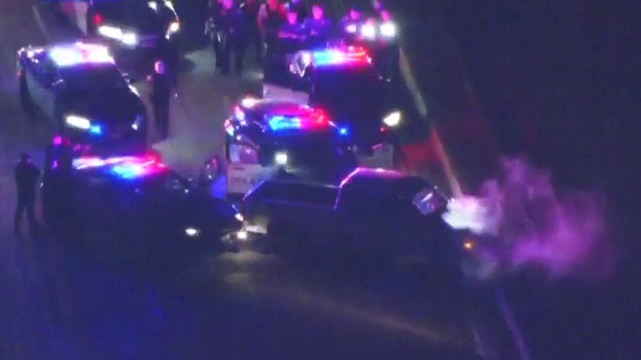 WATCH: Cops pin pickup truck after half-hour police chase across Orange ...