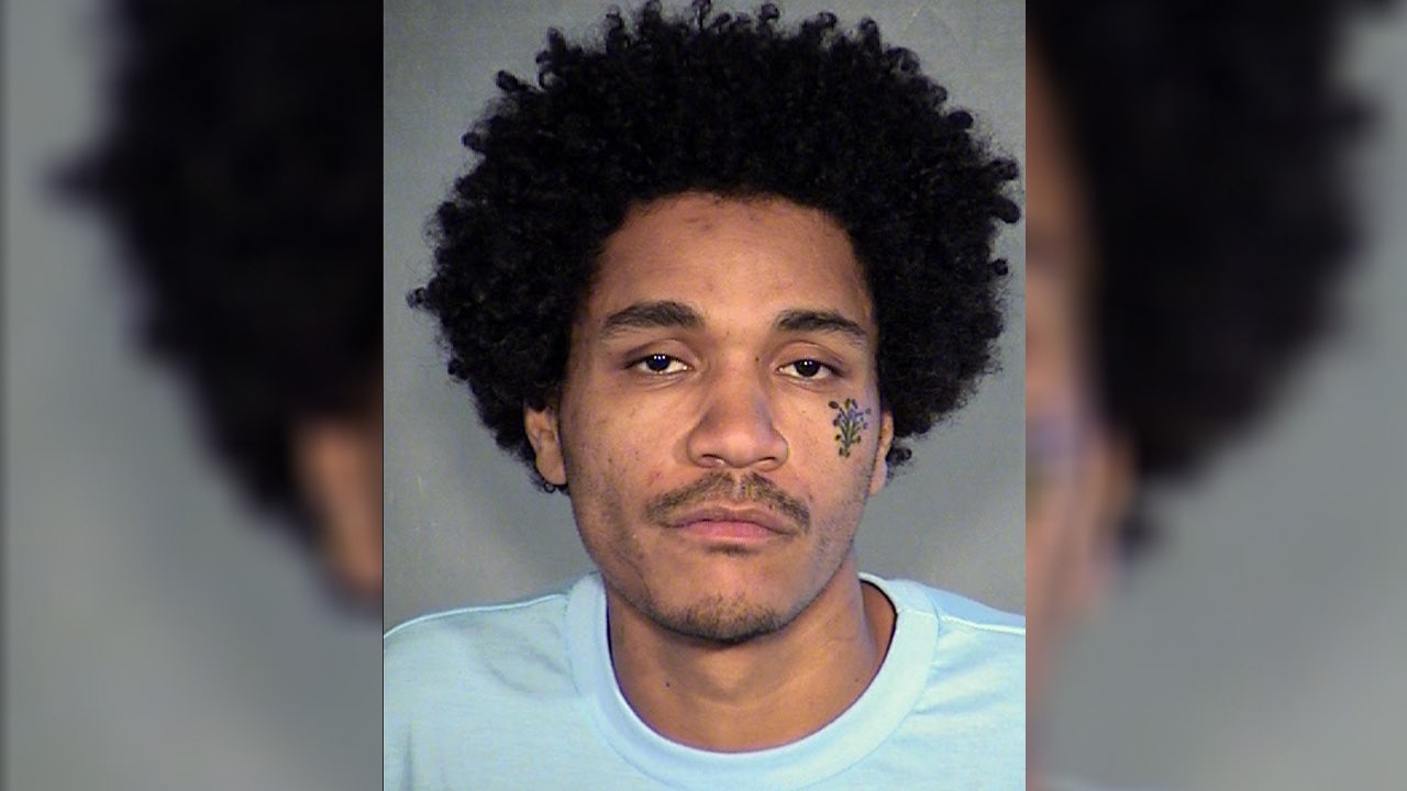 Suspect allegedly ripped out man's eye during attack in Phoenix