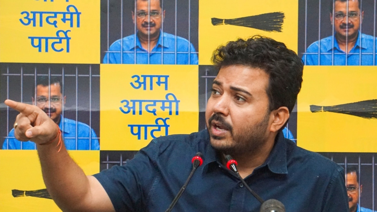 'BJP's Dirty Game': AAP Reacts To CBI Raid At Durgesh Pathak's Home In ...