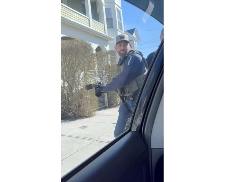 Family says ICE agents smashed car window in seizing Guatemalan man who ...