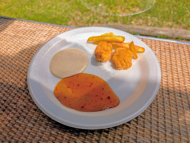 I Tried Popeyes' New Dipping Sauces and They're Far From What I Expected