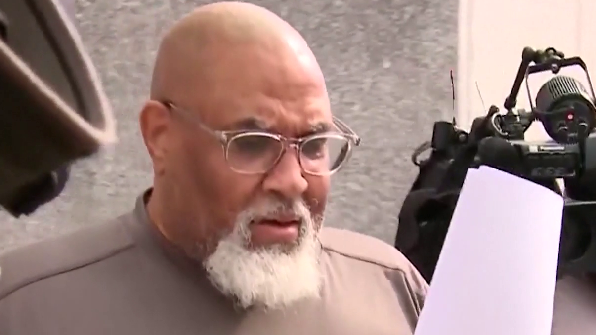 Former Harvard morgue manager accused of stealing, selling body parts ...
