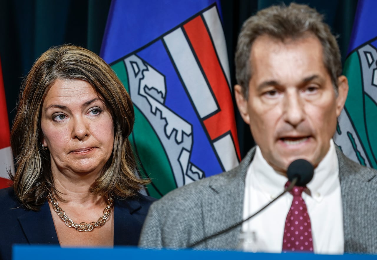 Alberta wanted chief medical officer of health to remain in job ...