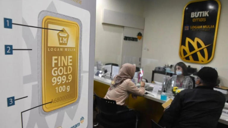 Harga Emas Hari Ini 17 April 2025 Naik Dua Kali, Grafik Lengkap & Simulasi Buyback Antam di ...