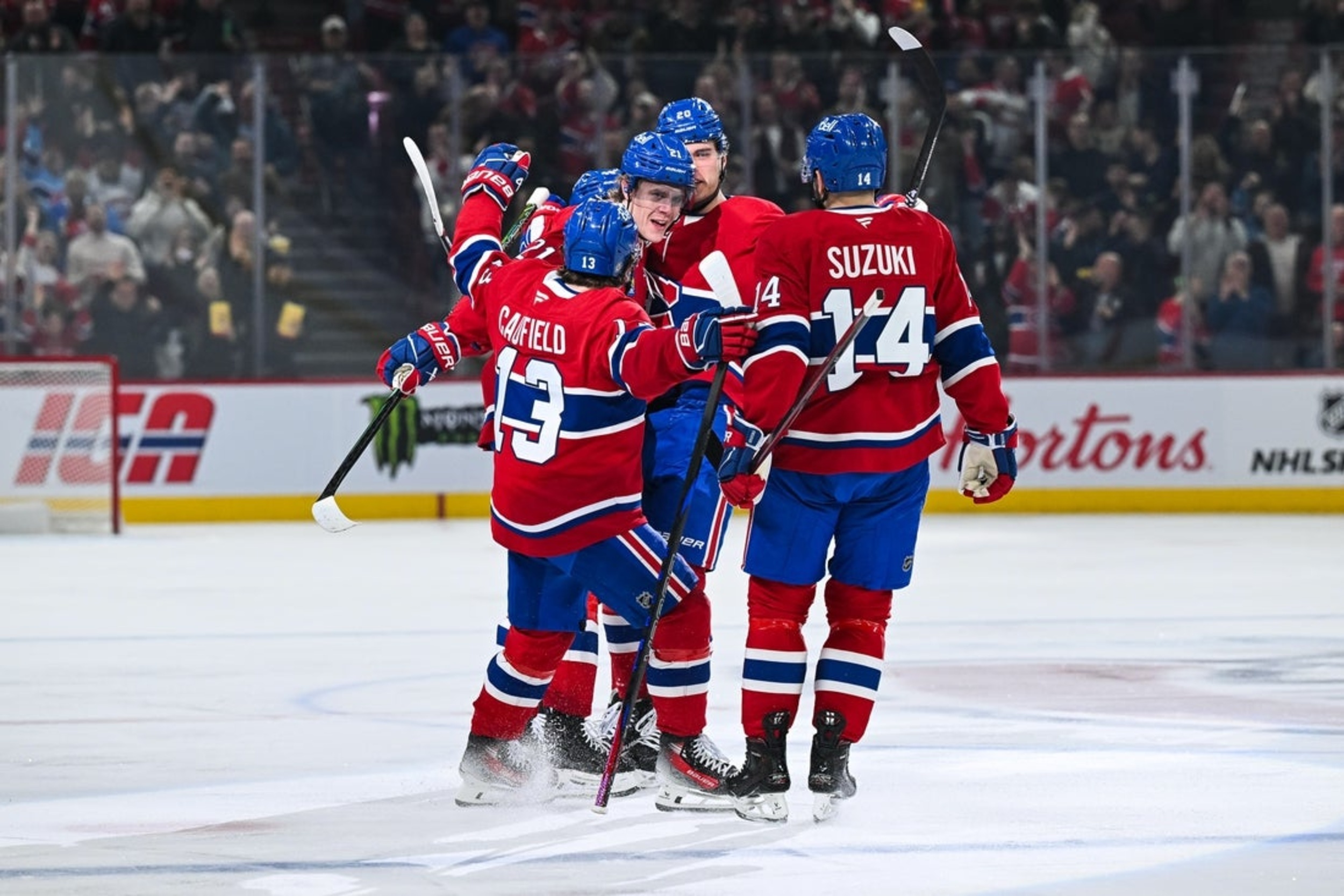 Kaiden Guhle's 2 goals send Habs past Hurricanes, into playoffs