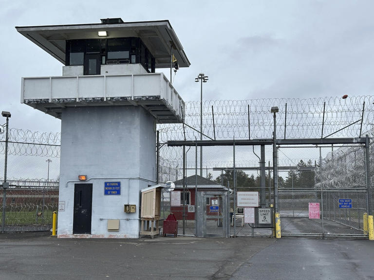 NY prison guards beat an inmate to death then tried to cover it up ...