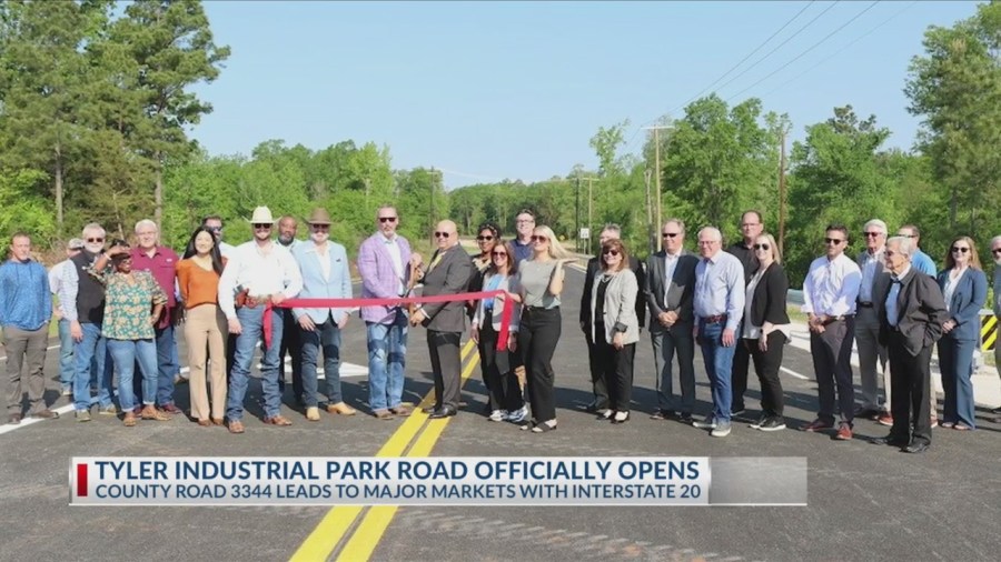 Smith County officials cut ribbon on first new county road in 50 years