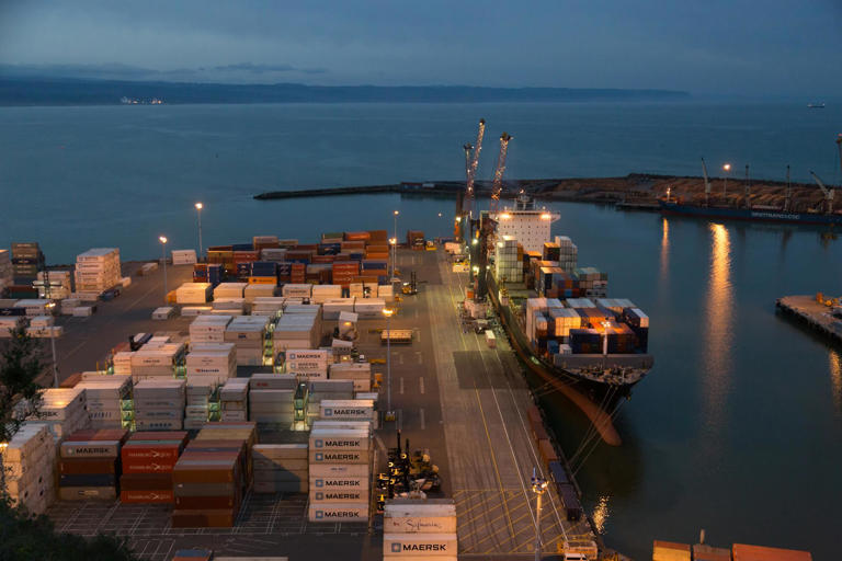 NZ’s over-reliance on roads for freight means natural disasters hit ...