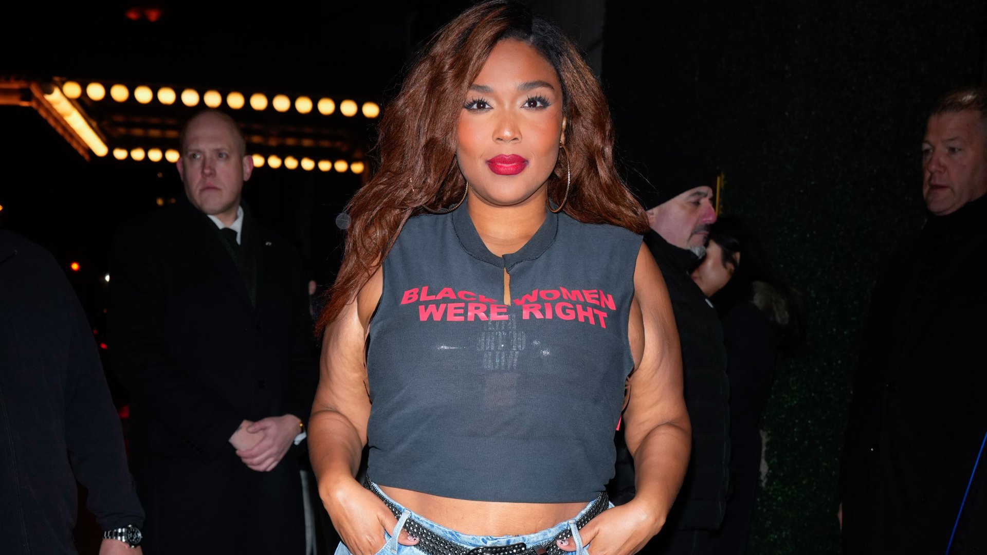 Lizzo's Wide-Leg Jeans Are the Ultimate Cool Girl Fashion Staple - Get ...