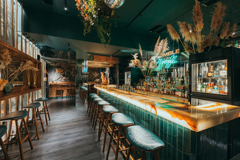 Pinnacle Guide: Δύο ελληνικά μπαρ στα καλύτερα του πλανήτη