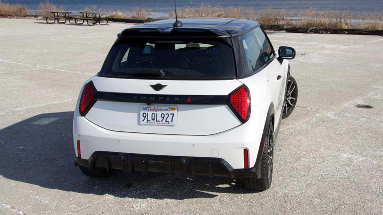 He probado el BYD Tang 2025, el SUV eléctrico de siete plazas con 517 CV que acelera casi tan ...