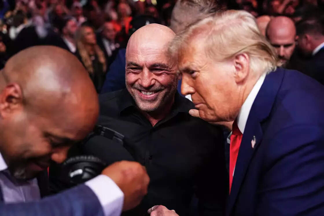 “Dana and Joe hang out with Donald Trump” - Fans drag Donald Trump as ...