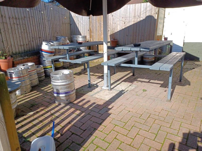 Fancy owning a pub? A countryside pub near Leamington and Warwick has ...