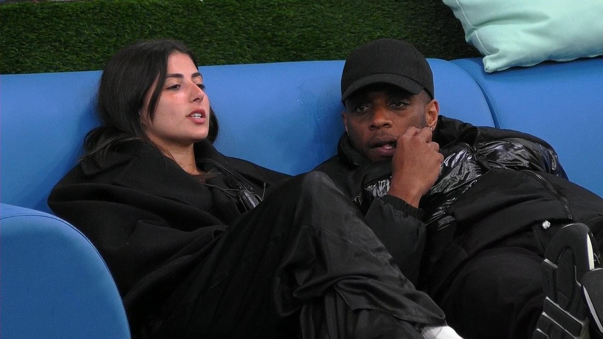 Ciúmes? Nuno 'pica' Lisa: «Aproveita que aqui é o único beijinho que ...