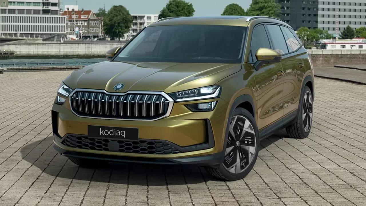Second-gen Skoda Kodiaq launched in India: Fortuner rival's price ...