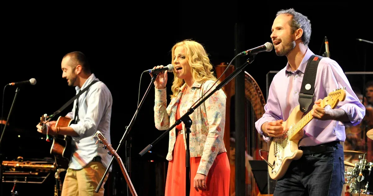 Egy Tisza-szigetben önkénteskedik Gergely Éva, aki 20 éve még Orbán ...