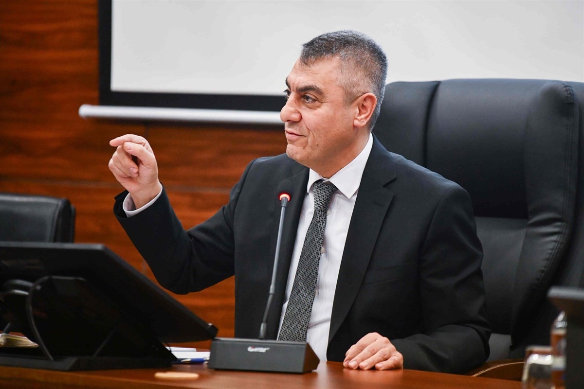 Vali Toros: "Mersinimize değer katacak projeleri hayata geçireceğiz"