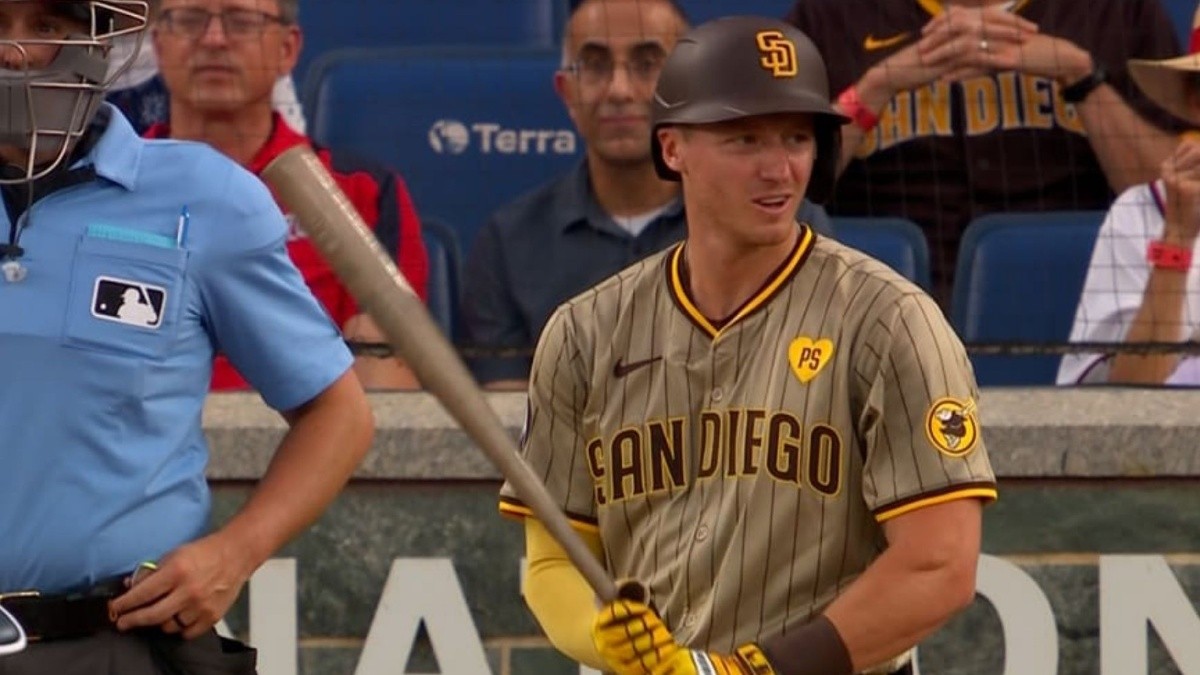 MLB: Padres and Pirates Swap Catcher for Outfielder in Strategic Move