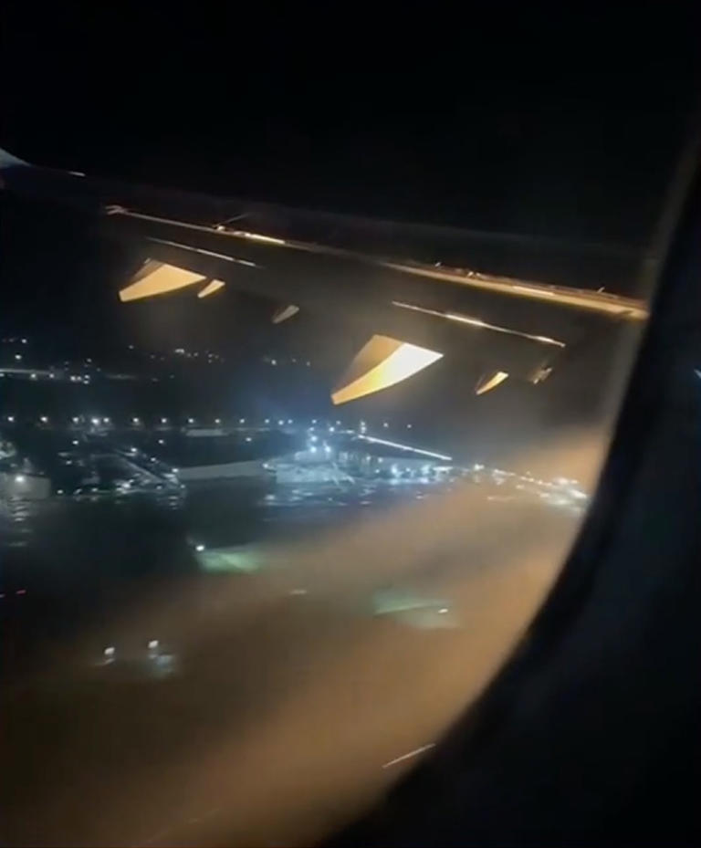 Terrified Frontier Airlines passengers fear ‘the end’ as Puerto Rico ...