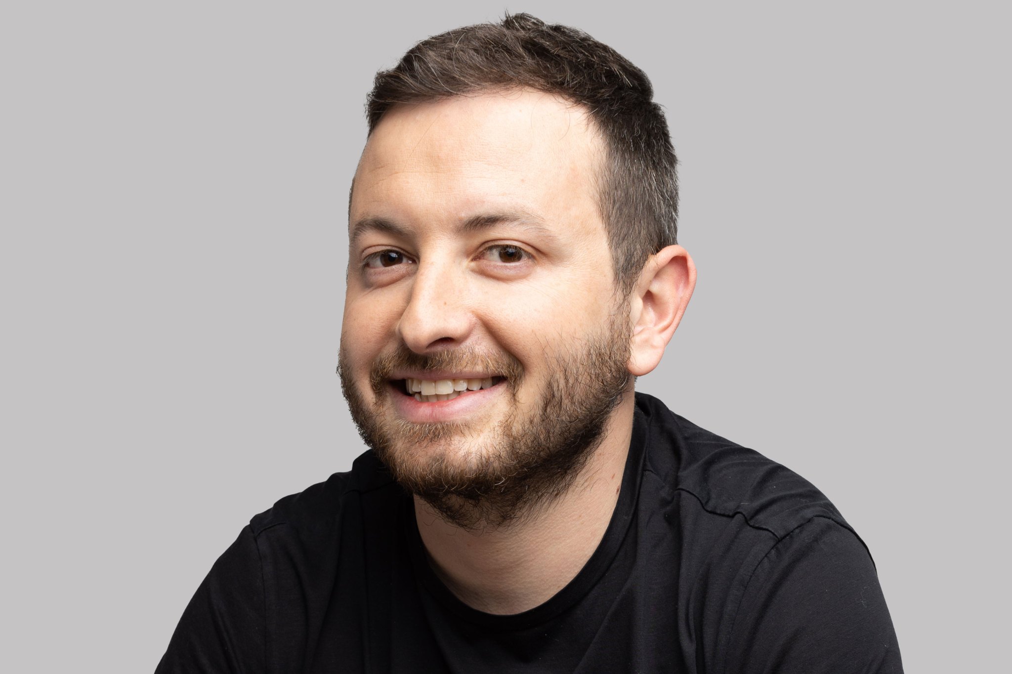 Why this CEO believes in a bottom-up approach to AI adoption in the ...