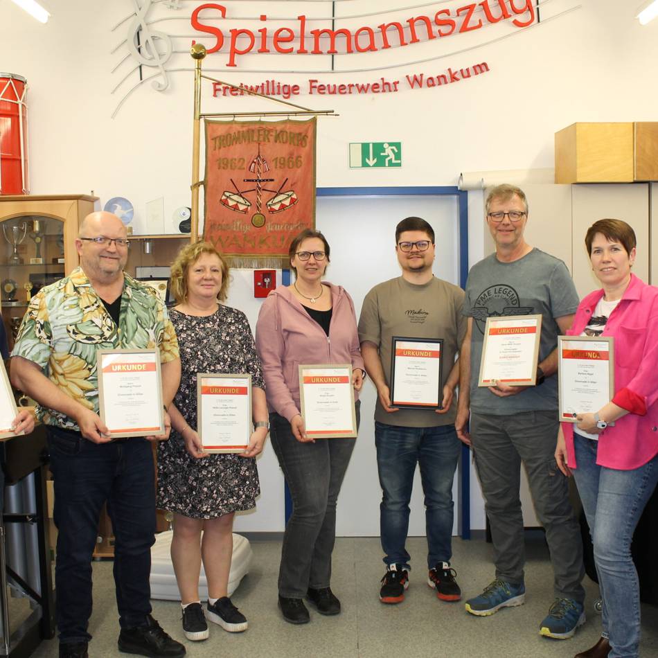 Zahlreiche Ehrungen beim Spielmannszug Wankum