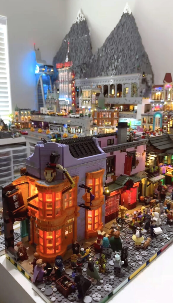 Texas Teacher Spends $10,000 on Incredible LEGO City