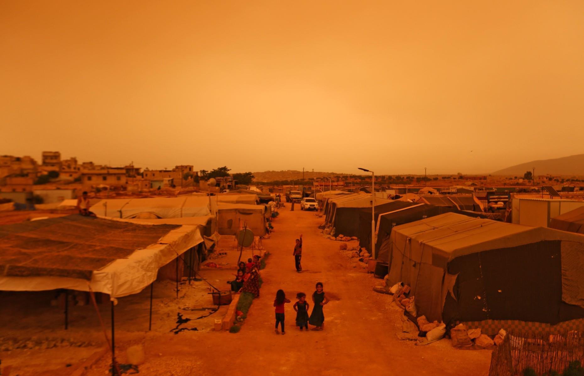 Disturbing images show the shocking true impact of climate change